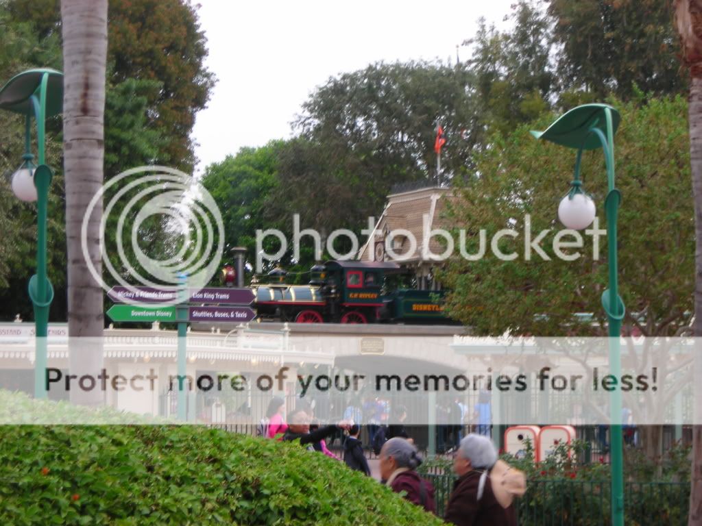 DRR on November 28 - Disney Railroads Discussion Board